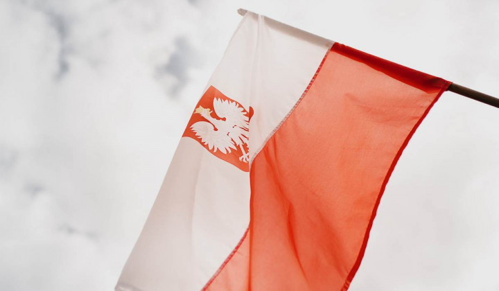 Kakšen smisel ima, če Poljska trobi v isti rog? | Radio Ognjišče